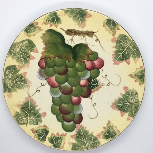 Pacific Rim | Kitchen | Pacific Rim 8 Inch Grapes Plate | Poshmark